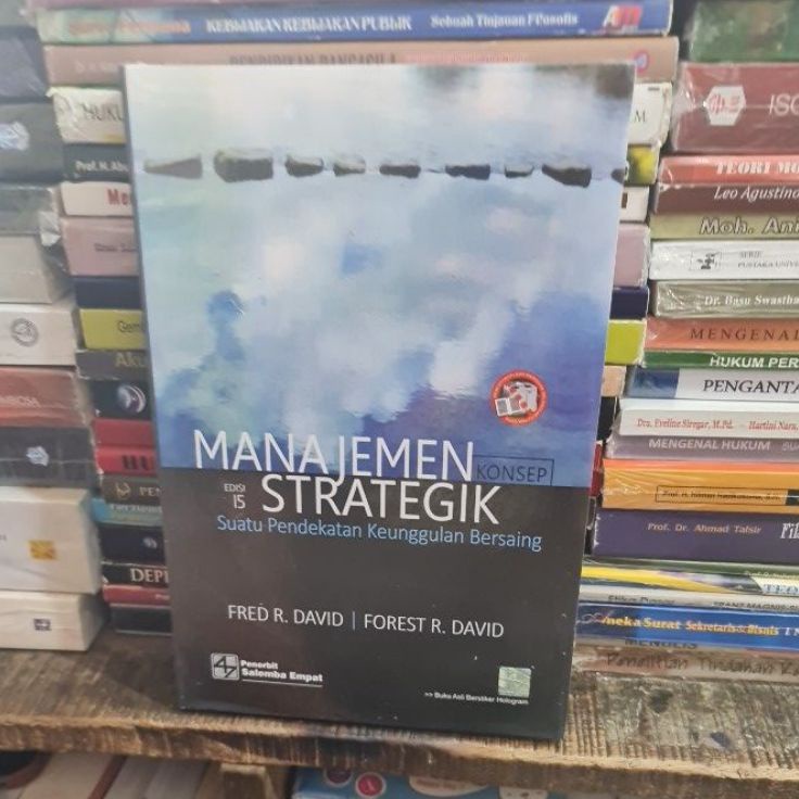 Jual Manajemen strategik edisi 15 by Fred R David | Shopee Indonesia