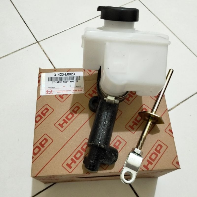 Jual 31420-E0020 CYLINDER ASSY MASTER KOPLING ATAS HINO 500 LOHAN ...