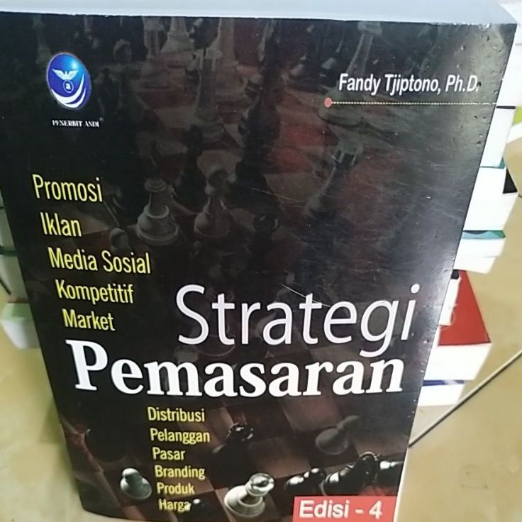 Jual Strategi Pemasaran by Fandy Tjiptono edisi 4 | Shopee Indonesia
