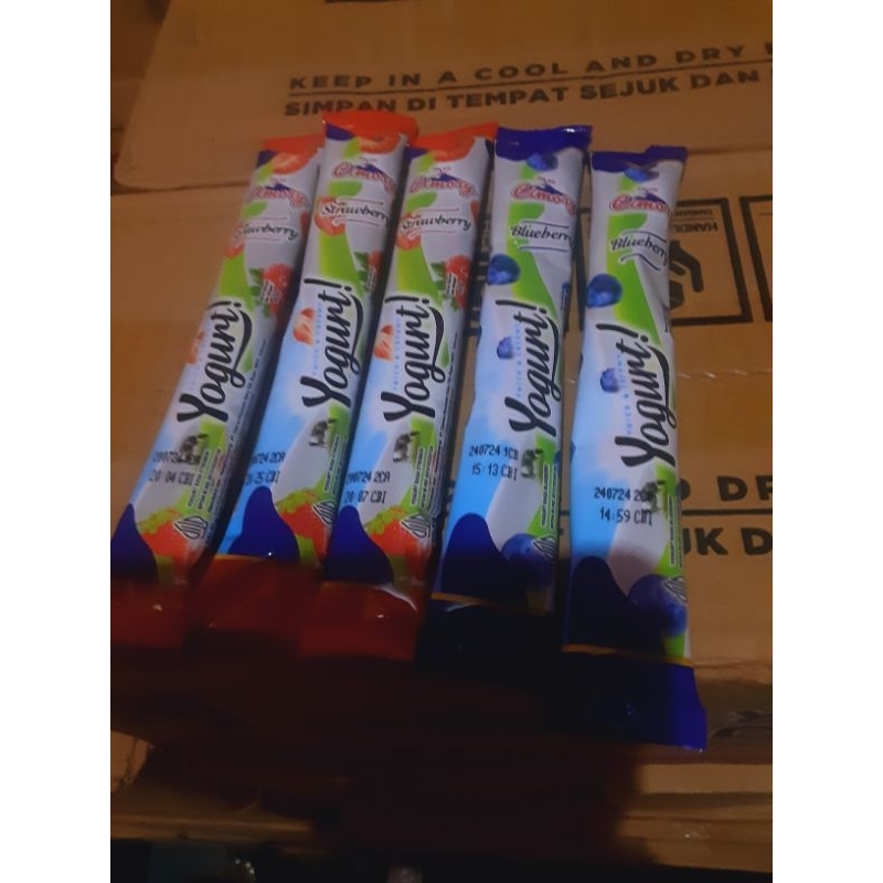 Jual Cimory Yogurt Stick 40gr PROOMo | Shopee Indonesia