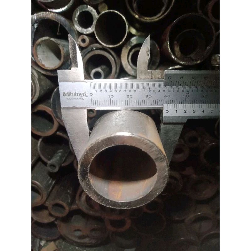 Jual Pipa Besi Seamless OD 40mm ID 30mm Tebal 5.5mm | Shopee Indonesia