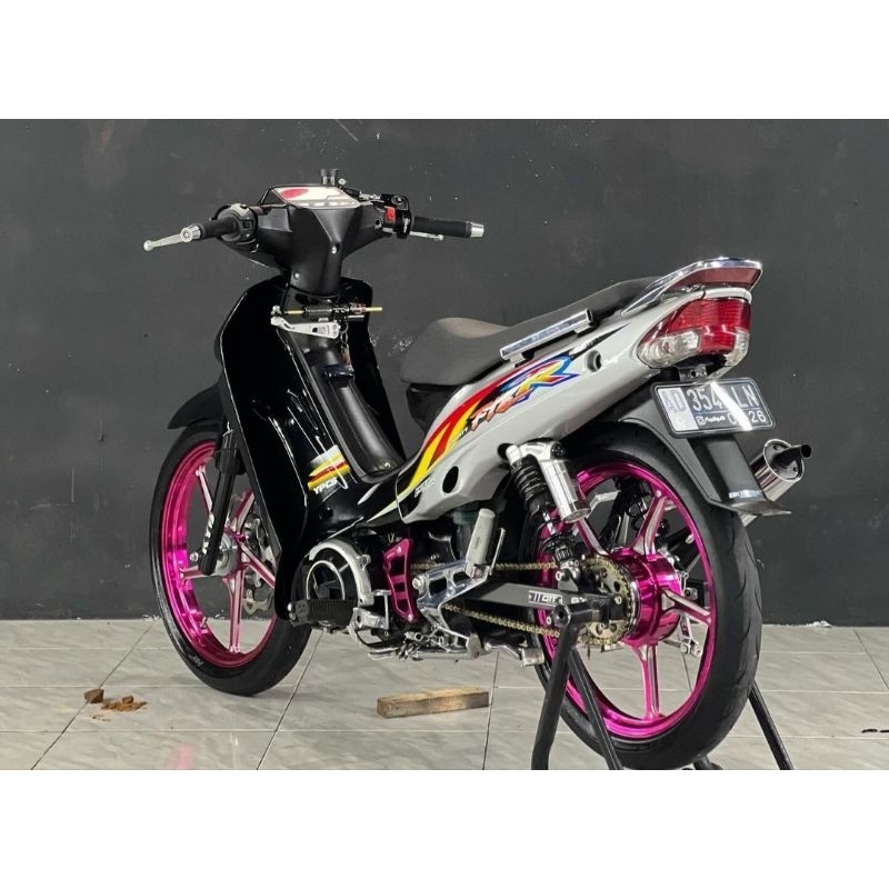 Jual Striping F1ZR LE 1999 2000 HITAM SILVER lis stiker standar ori ...