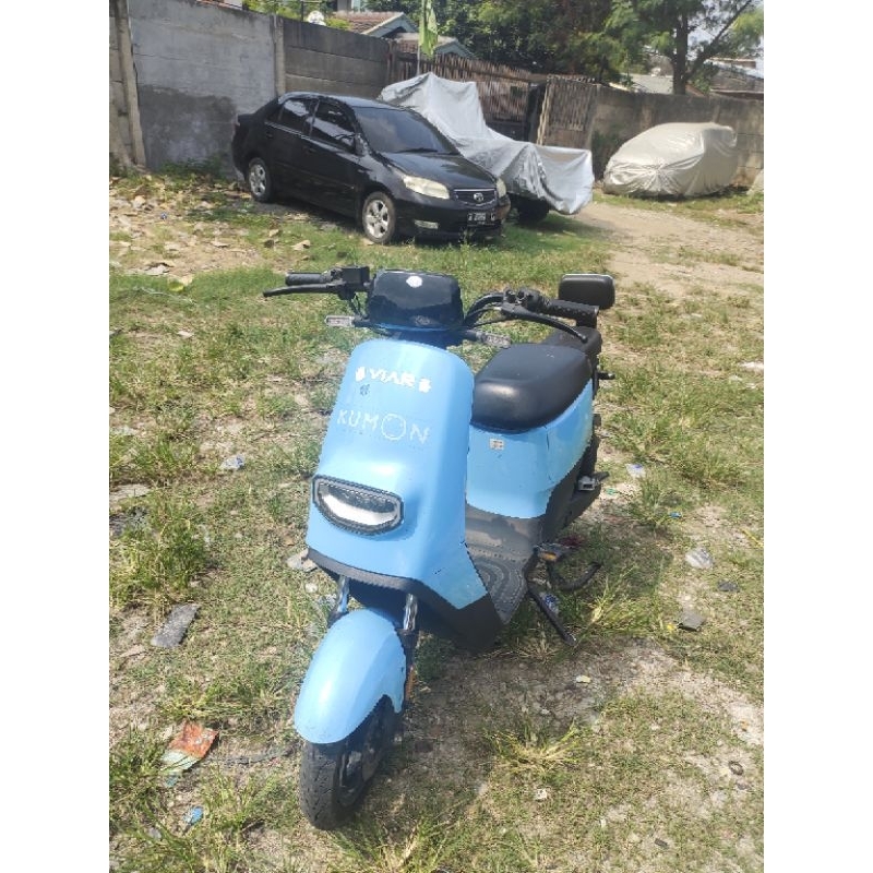 Jual Sepeda Listrik VIAR C2 Warna Kuning dan Biru / Selis Viar / Sepeda ... Jual Sepeda Listrik VIAR C2 Warna Kuning dan Biru / Selis Viar / Sepeda ...