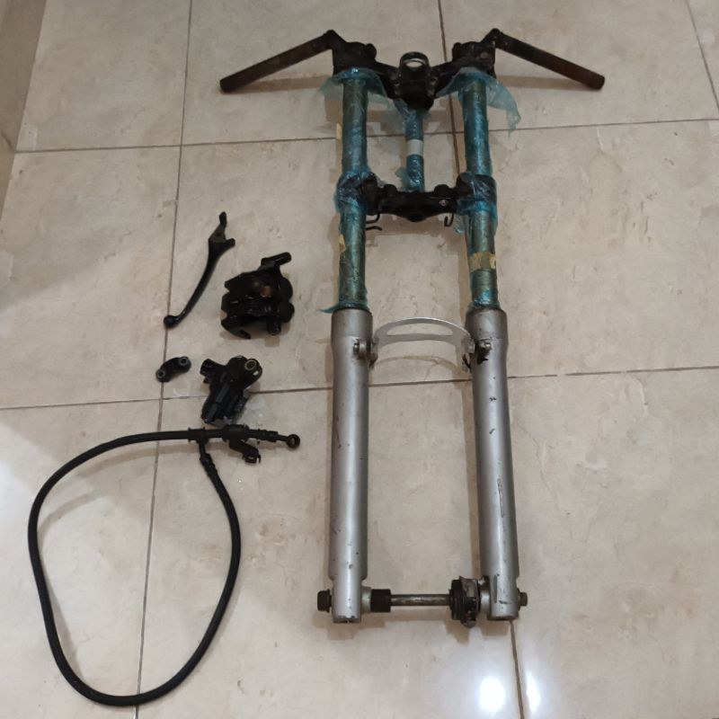 Jual shock depan sok nsr r rr stang fork segitiga bracket rem kaliper | Shopee Indonesia