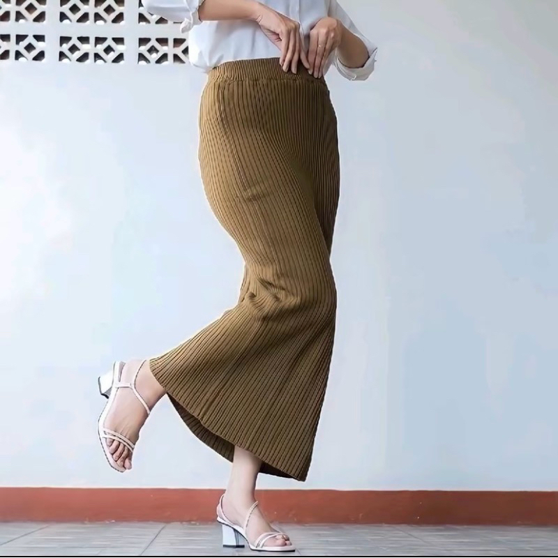Jual Rok span knit hornet premium // Rok span rajut knitted // skirt ...