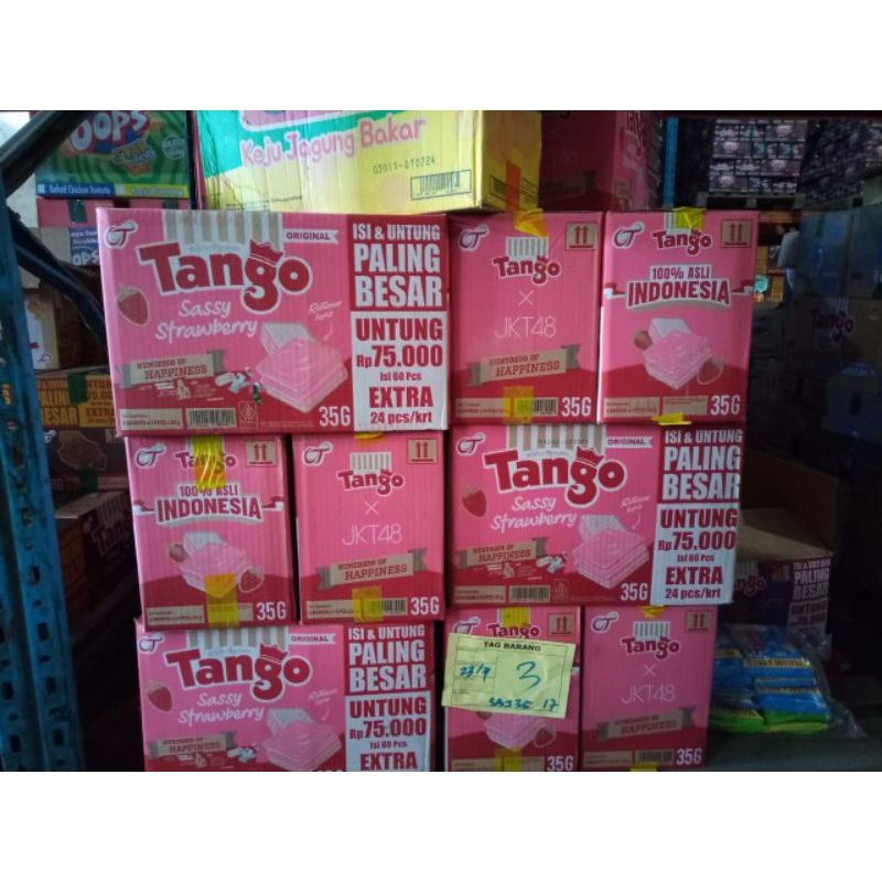 Jual tango wafer x JKT48 Rasa strawberry 1Dos isi 6pack | Shopee Indonesia