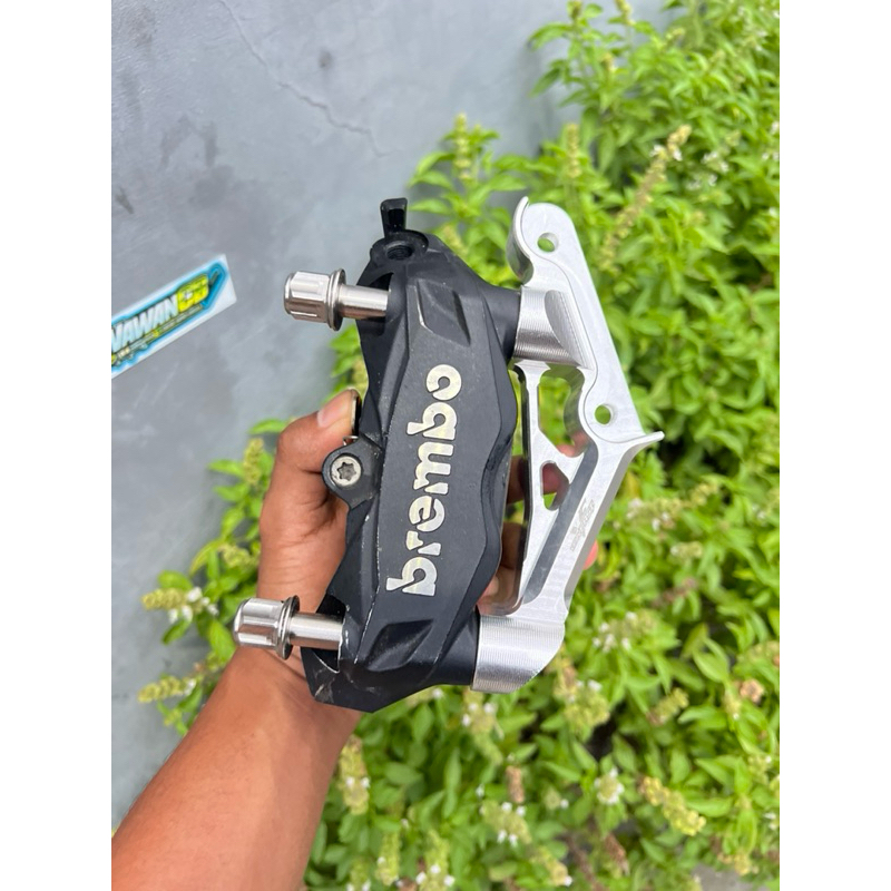 Jual Kaliper Brembo M432 Hitam black Set Breket PNP Skok ninja | Shopee Indonesia