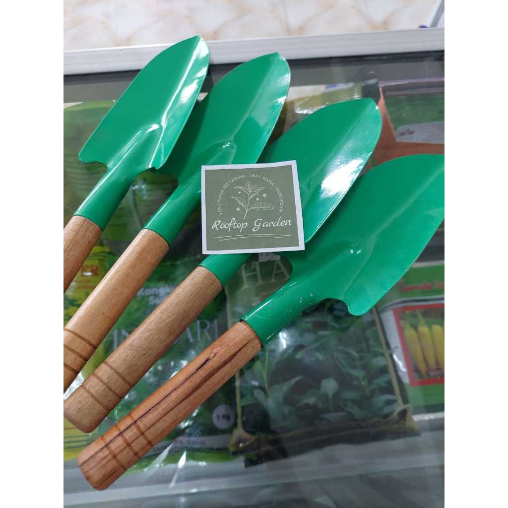 Jual SEKOP TAMAN Alat Berkebun Sendok Tembok Gagang Kayu l Cetok Skop ...