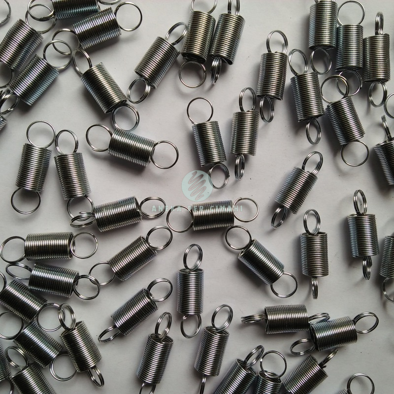 Jual Per Spring Tarik Elastis 0,7mm Baja Panjang Total 37mm | Shopee ...