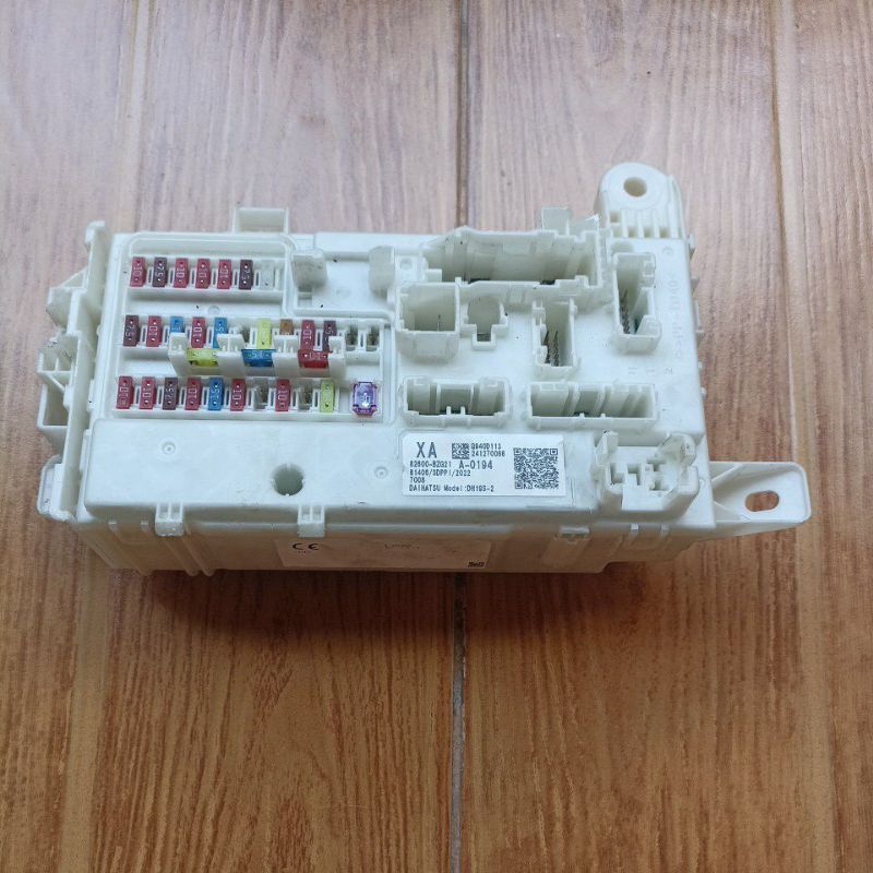 Jual Box Sekring Fuse Box Junction All New Avanza - Xenia - Veloz Asli ...