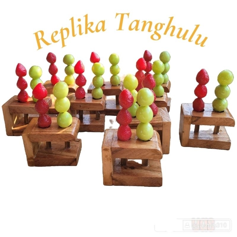 Jual Replika Tanghulu Strawberry dan Anggur hijau / dummy Tanghulu ...