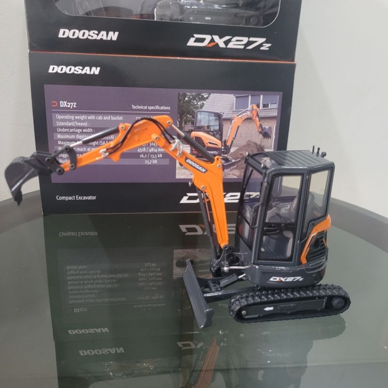 Jual miniatur Diecast Excavator Doosan DX27z | Shopee Indonesia
