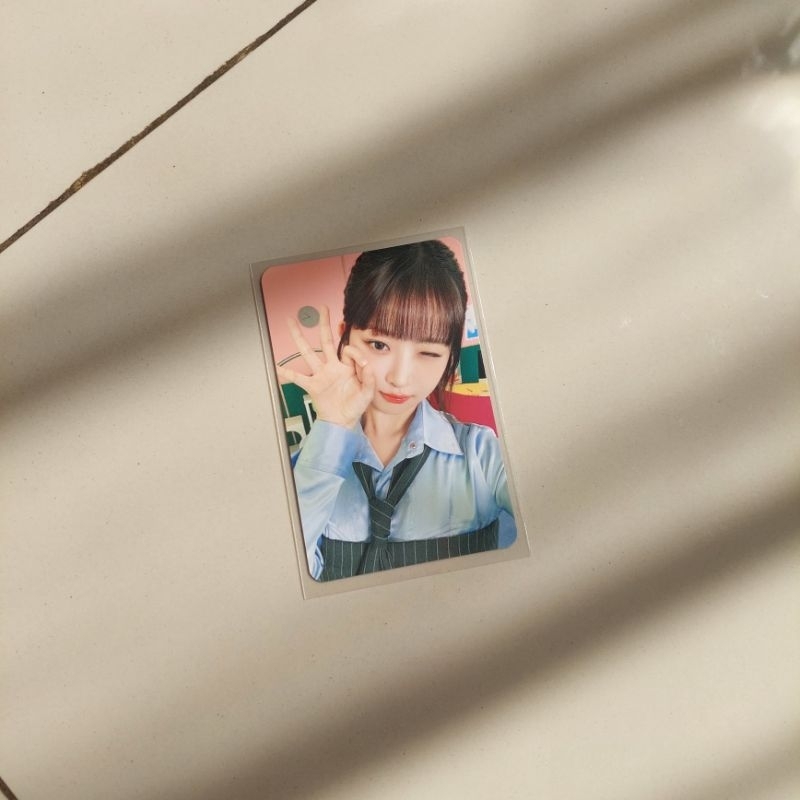 Jual PHOTOCARD OFFICIAL IVE MAGAZINE (REI, YUJIN & GAEUL) | Shopee Indonesia