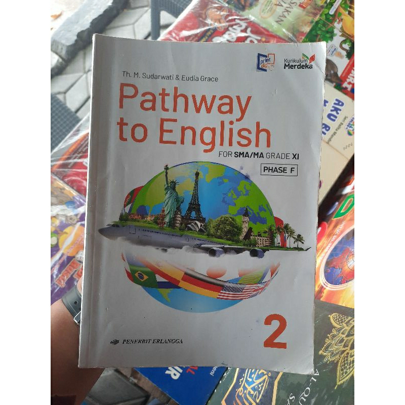 Jual Pathway to English for SMA/MA Grade XI PHASE F Kelas 11 Kurikulum Merdeka Erlangga - Bekas ...