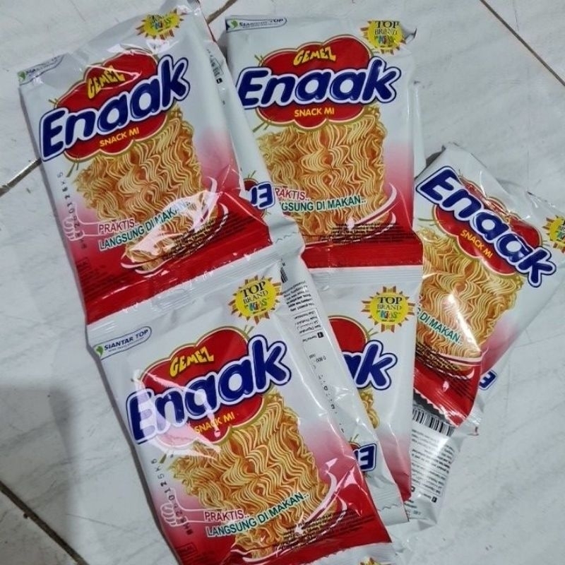 Jual 1 Renceng isi 10 pcs Gemez Enaak Snack Mi original 14 gr | Shopee ...