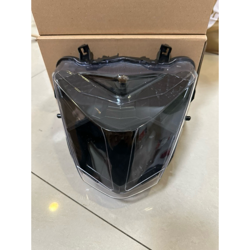 Jual reflektor depan motor honda beat new esp lampu depan motor beat ...