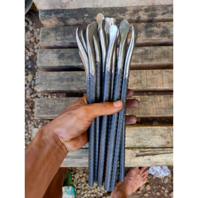Jual cukit ban bahan besi ulir 13full panjang 30cm | harga per 2 Batang ...