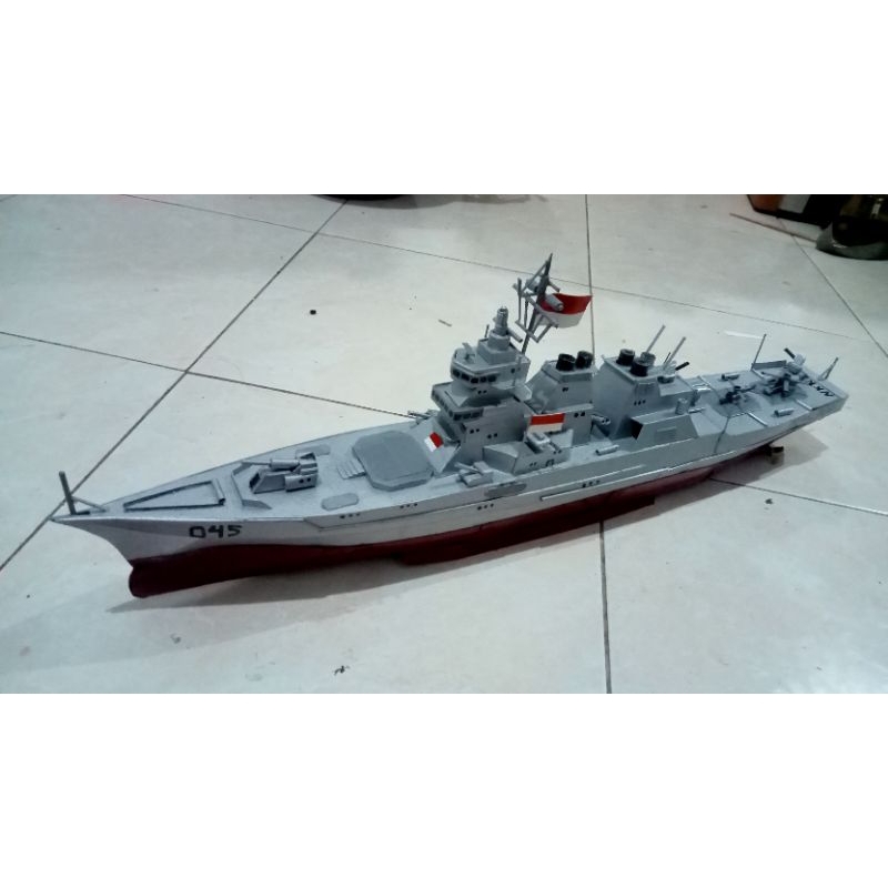 Jual MINIATUR KAPAL KRI IRIAN JAYA VERSI MODERN | Shopee Indonesia
