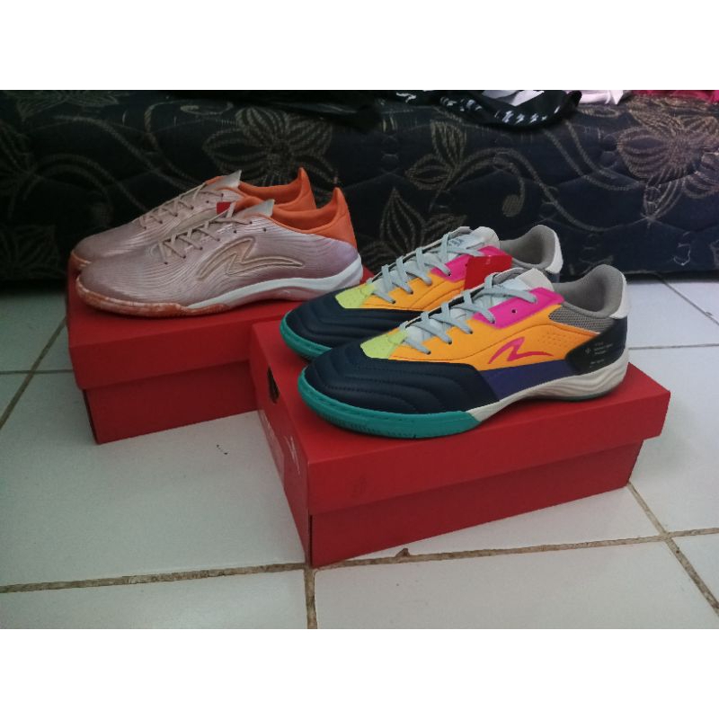 Jual Sepatu Futsal Pake 2psg Specs Lightspeed evolution dan Specs ...