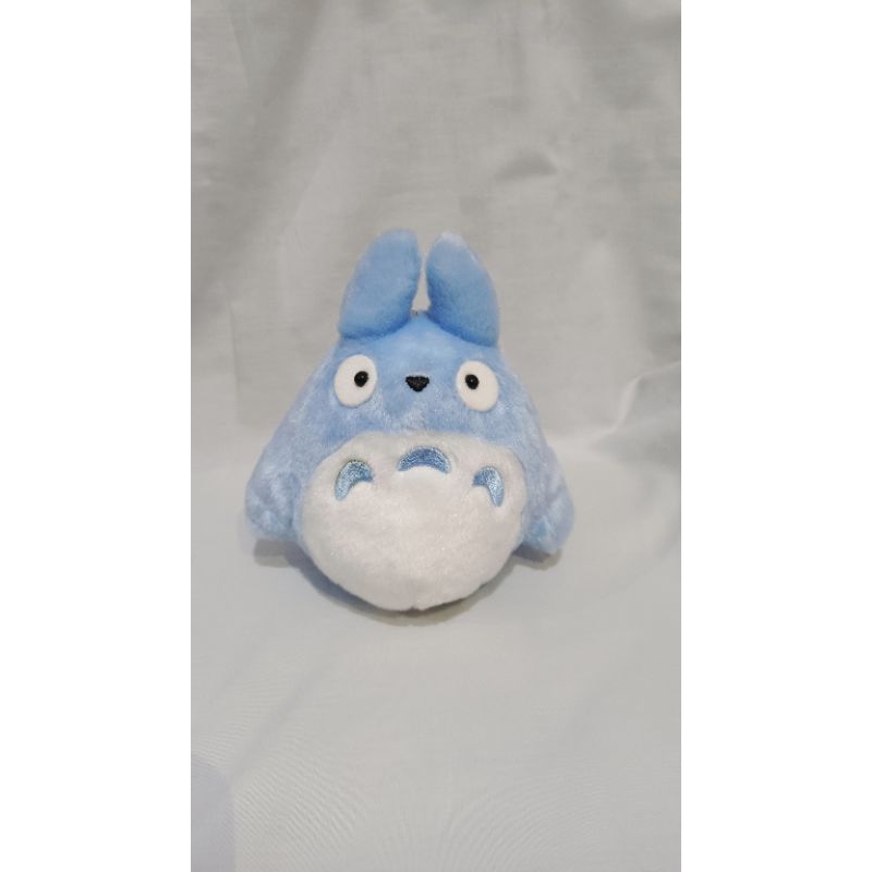 Jual Boneka Totoro Biru Gantungan Kunci dan Pin Studio Ghibli Sun Arrow ...