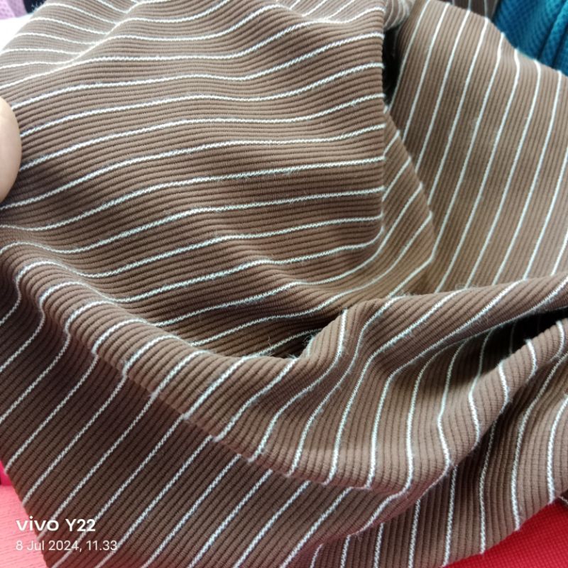 Jual bahan kain rib knit salur coklat | Shopee Indonesia