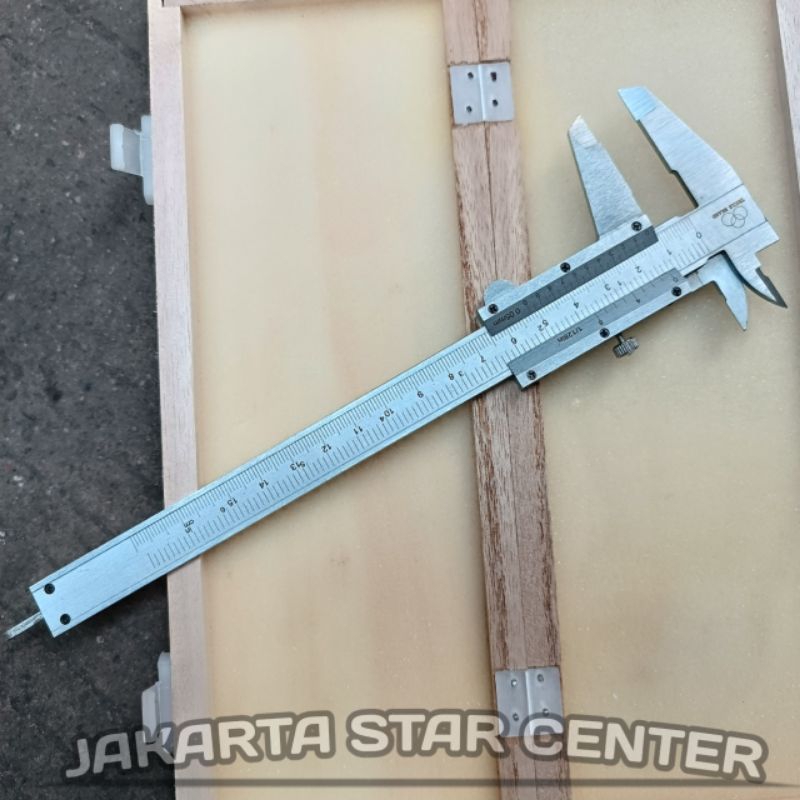 Jual Vernier Caliper jangka sorong 6 inch 8 inch 12 inch sigmat manual stainles steel | Shopee ...