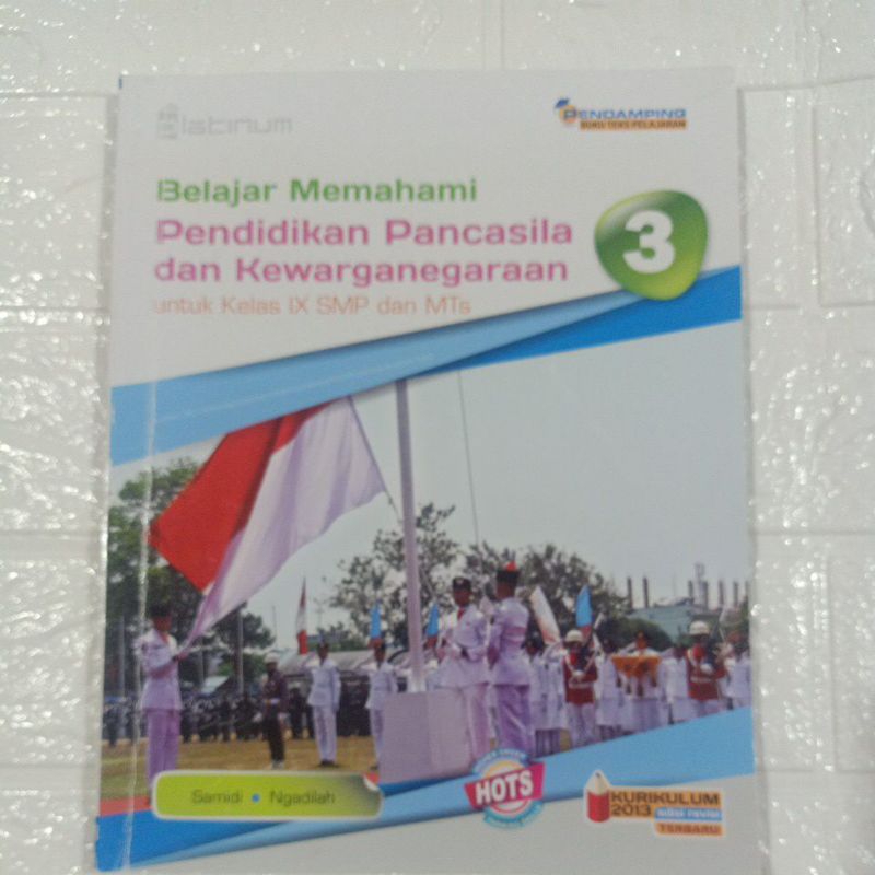 Jual Buku PPKN kelas 9 SMP,original bekas | Shopee Indonesia