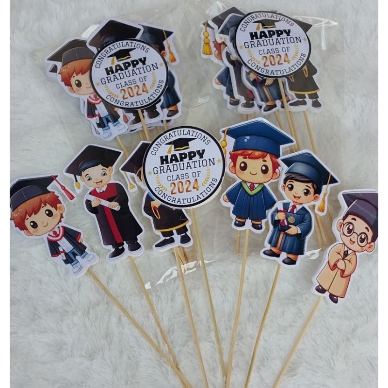 Jual topper bucket/topper wisuda karakter cewek & cowok | Shopee Indonesia