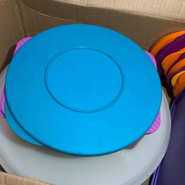 Jual Tutup Tupperware bulat second diameter luar 21,5 cm | Shopee Indonesia