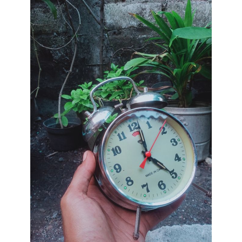Jual Jam weker beker antik klassic Jam meja vintage display ruangan ...