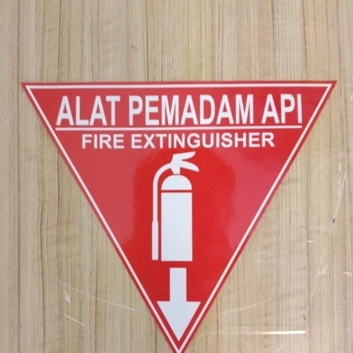 Jual SIGN STICKER SEGITIGA APAR UKURAN 35X35CM K3 RAMBU STICKER ...