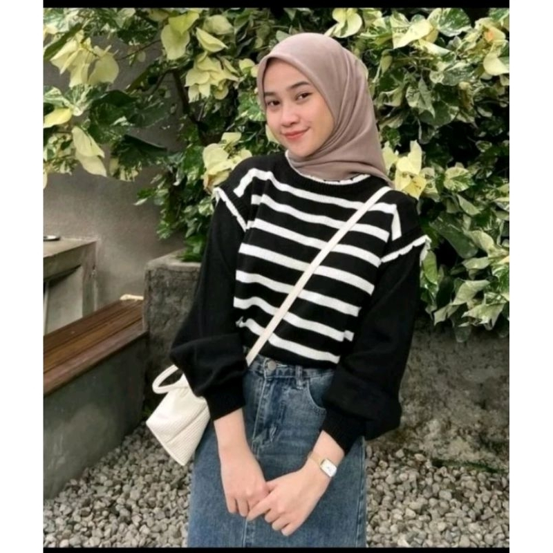 Jual Sweater Rajut Oblong Korean style felisia Best seller | Shopee ...