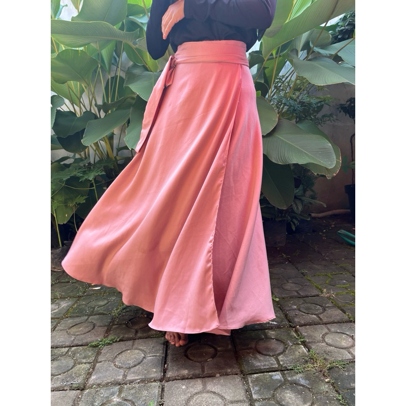 Jual Rok Flare Wanita - Rok Lilit polos | Shopee Indonesia