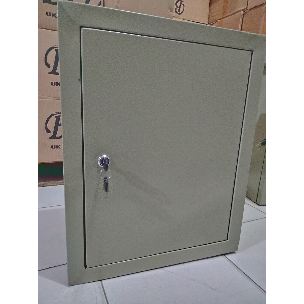 Jual Box Panel Listrik 50x40x20cm Indoor BOX 504020 IN BOX | Shopee ...