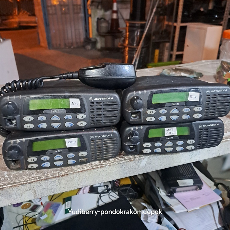 Jual RIG MOTOROLA GM 338 VHF VERSI 45 WATT MOTOROLA GM338 FREKUENSI VHF ...