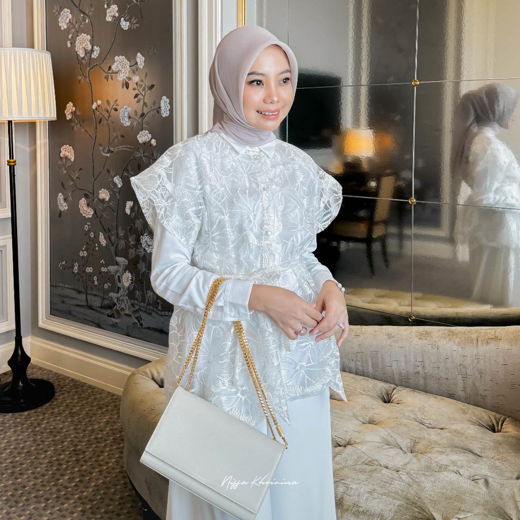 Jual Bynissa - JANIAR OUTER - Outerwear - Vest - Tile - Bordir ...
