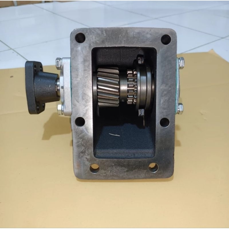 Jual POWER TAKE OFF ASSY CANTER PS125 PTO GEAR PUMP | Shopee Indonesia