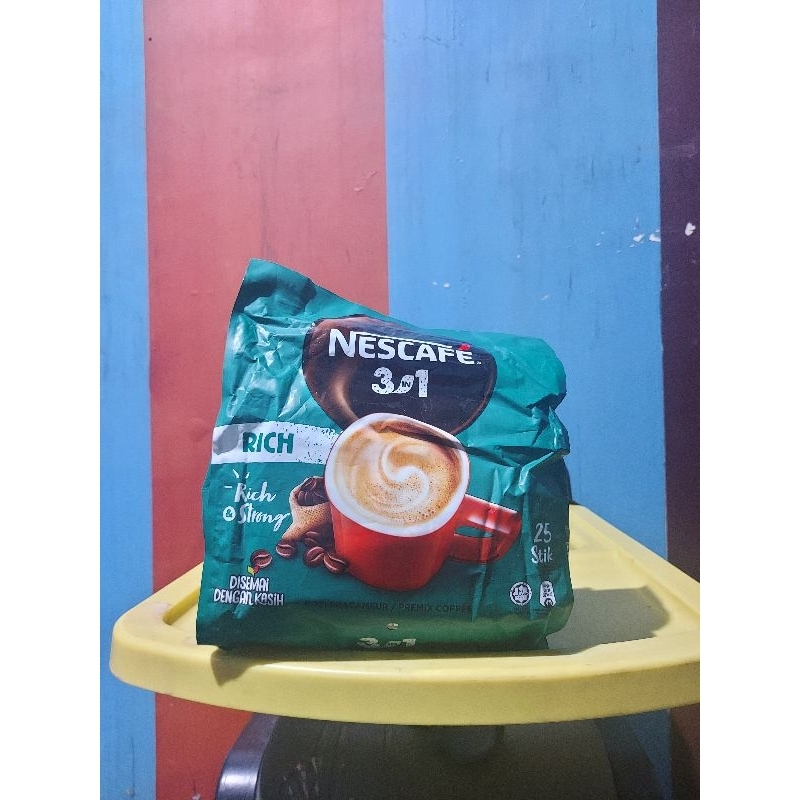 Jual Nescafe 3 in 1 Rich and Strong isi 25 stik | Shopee Indonesia