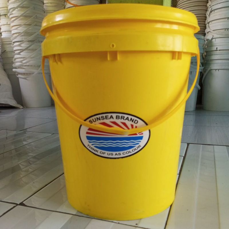 Jual ember bekas 25 kg + tutup sudah bersih siap pakai (warna/sablon ...