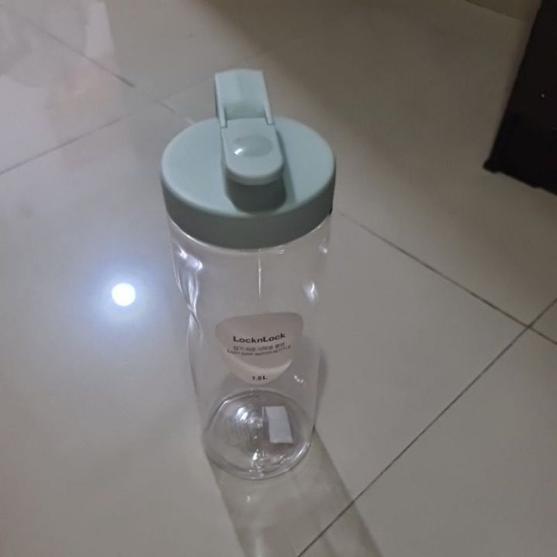 Jual botol air lock & lock isi 1,5 liter | Shopee Indonesia