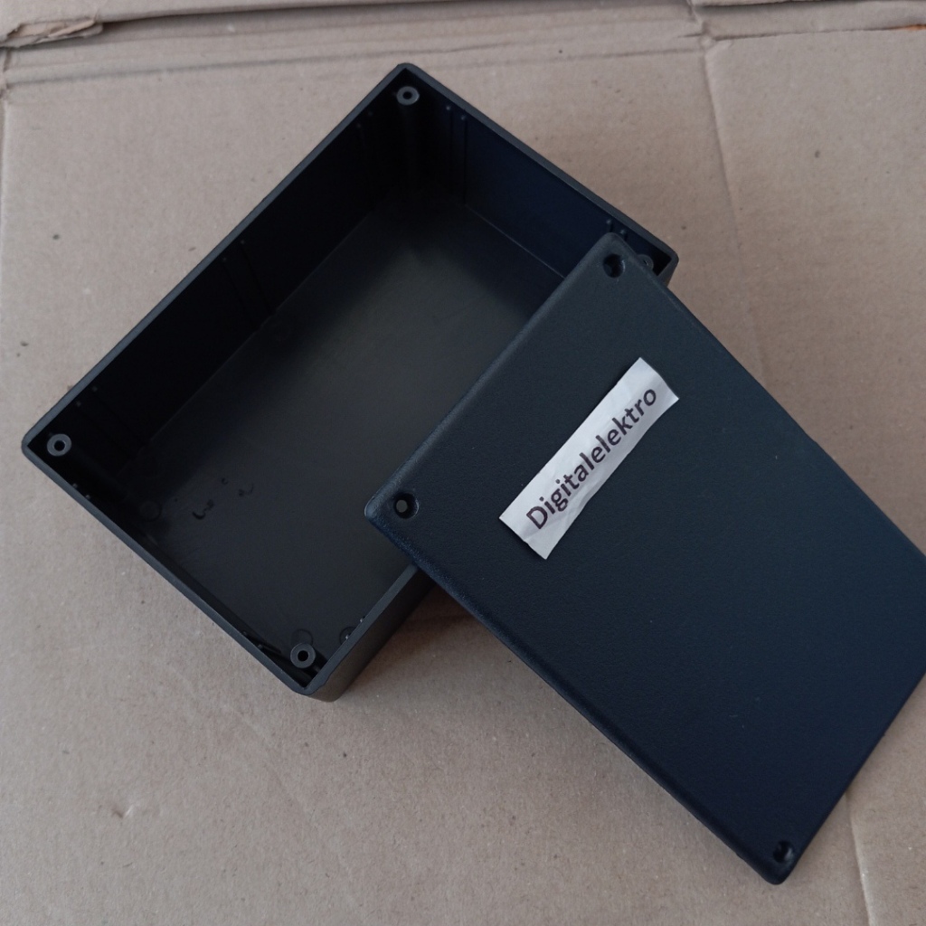 Jual Box hitam X5 project box KX5 plastik 14,5X9.5X5.2cm | Shopee Indonesia