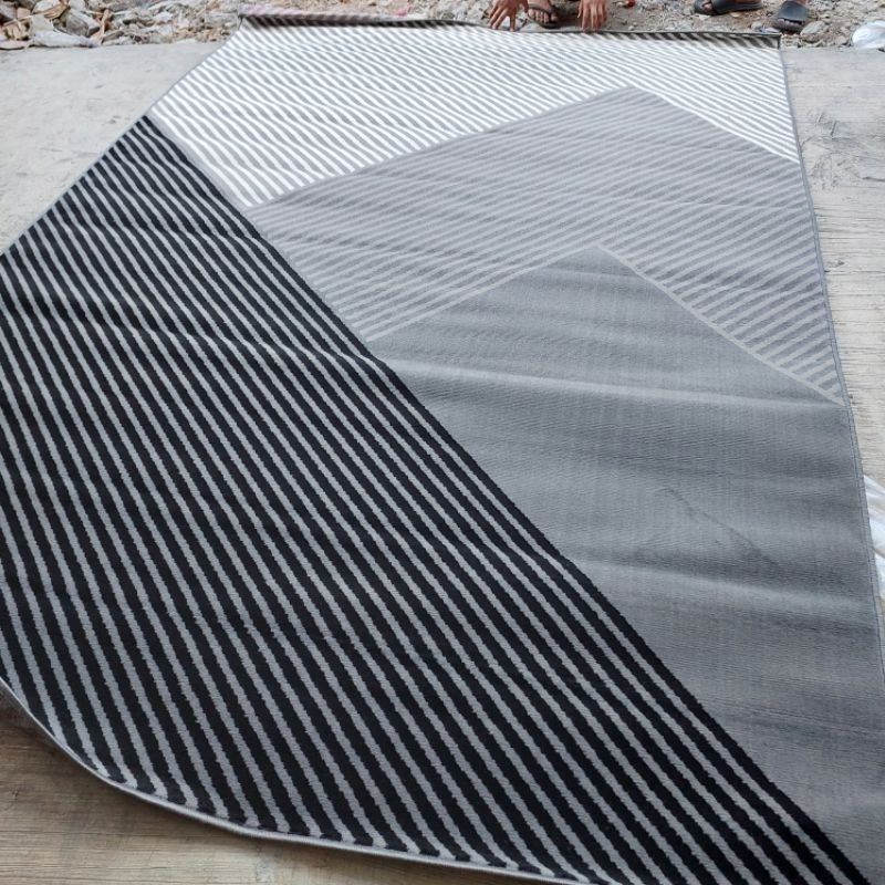 Jual Ambal Moderno BW Luxe 210x310cm Karpet Permadani minimalis modern ...