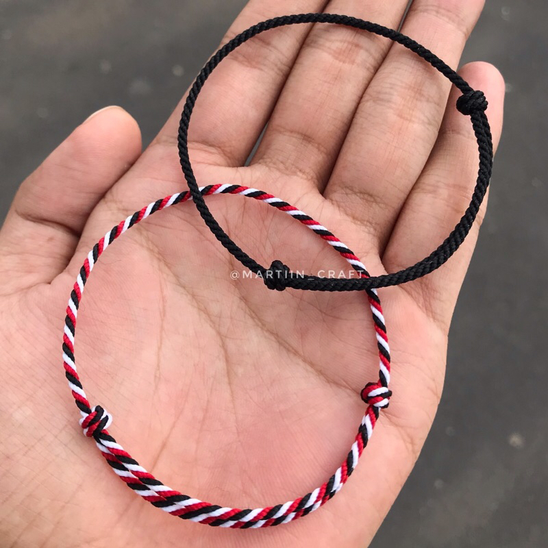 Jual Gelang Aesthetic,Gelang Tridatu,Gelang Kait,Gelang Vintage Simpel ...