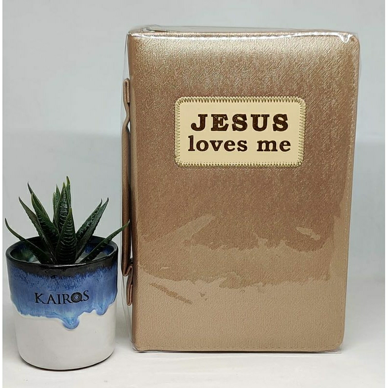 Jual sampul alkitab ukuran sedang Jesus loves me | Shopee Indonesia