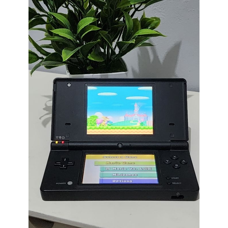 Jual Nintendo DSi + R4 kapasitas 4gb - FULL GAMES | Shopee Indonesia