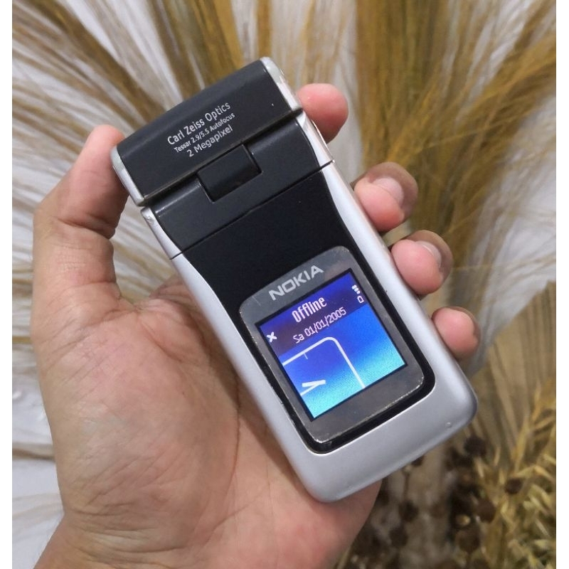 Jual Hp jadul Nokia N90 kamera putar original hp unik hp langka hp ...