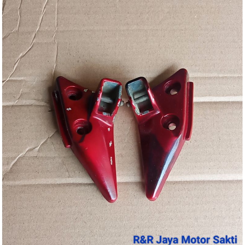 Jual Dudukan Foot Step Suzuki Spin 125 ( Second / Orginal ) | Shopee ...