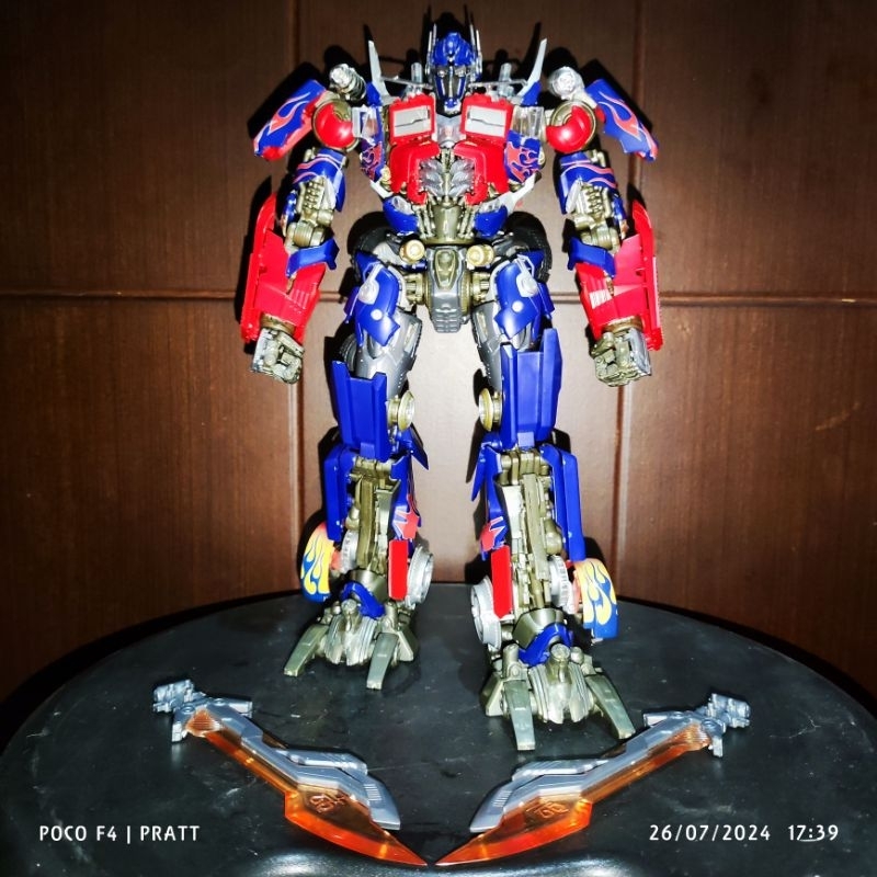 Jual Transformers DMK-01 Optimus Prime (2nd) | Shopee Indonesia