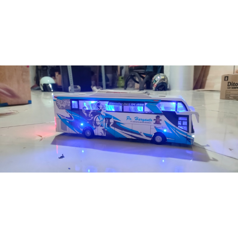 Jual Miniatur Bis RC + Basuri Haryanto Sun Breaker | Shopee Indonesia