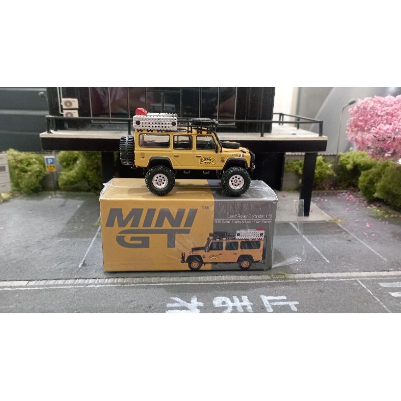Jual Mini GT Land Rover Defender 110 | Shopee Indonesia